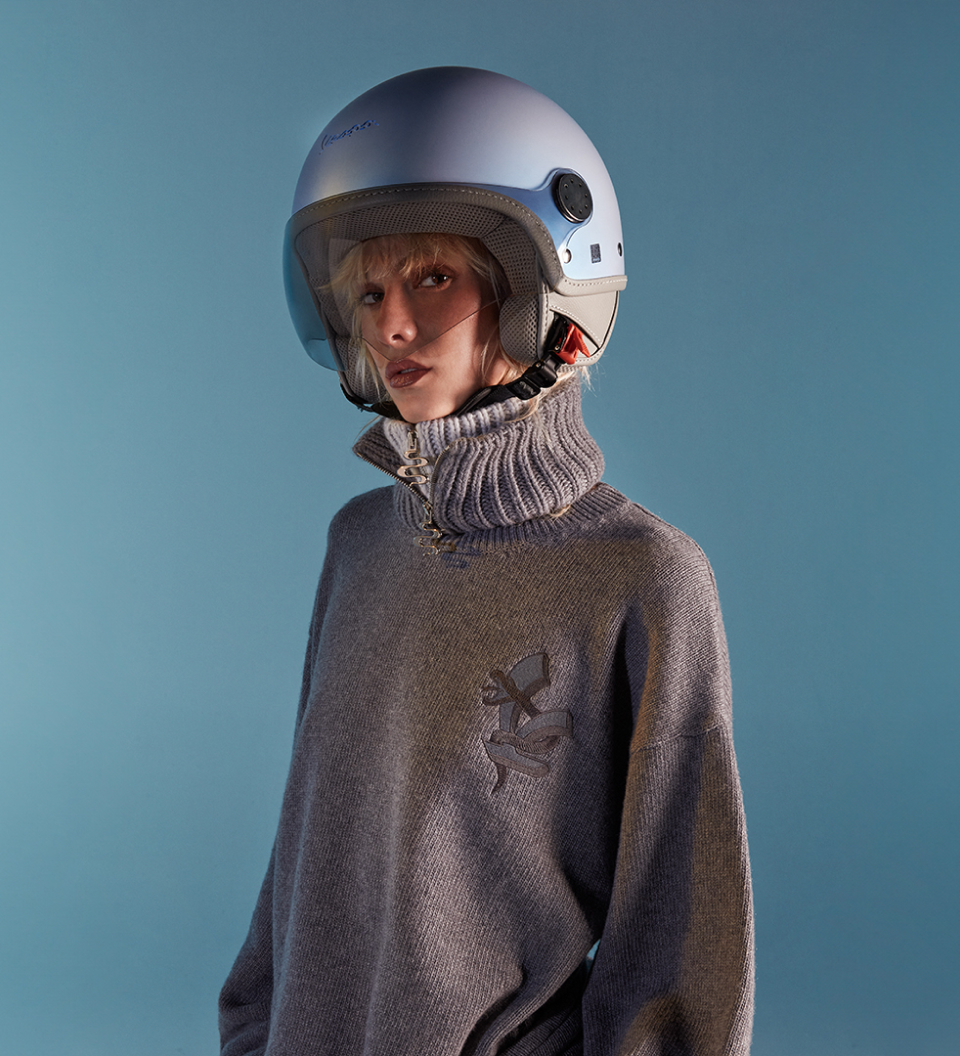 Vespa Snake Capsule | The empty space